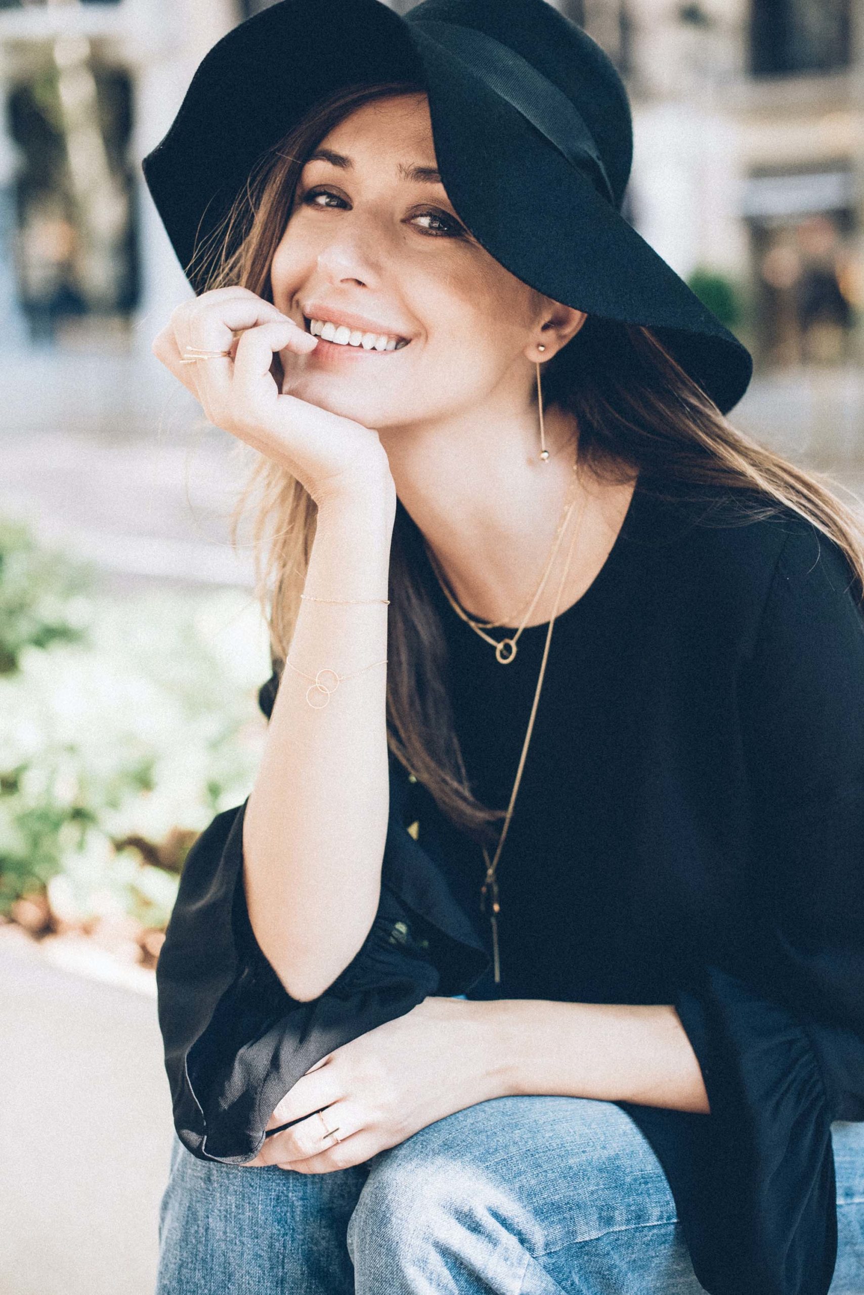 About Me - Crunchy Beach Mama